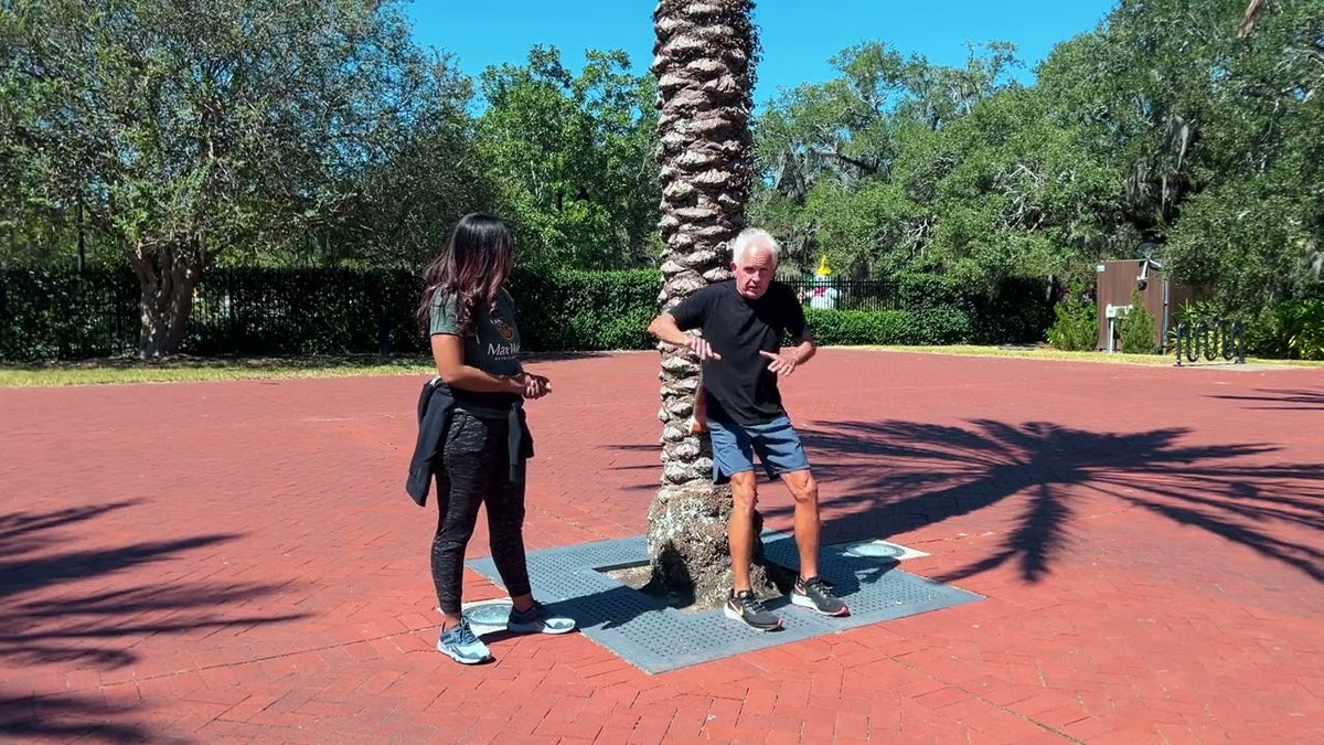 Static Wall Squat with Alternating Leg Extension – MaxWell Nutrition